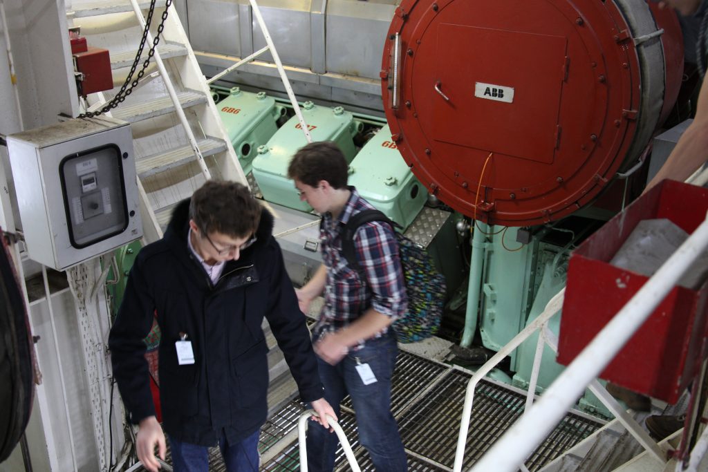 November | 2015 | Maritime Engineering and Ship Science